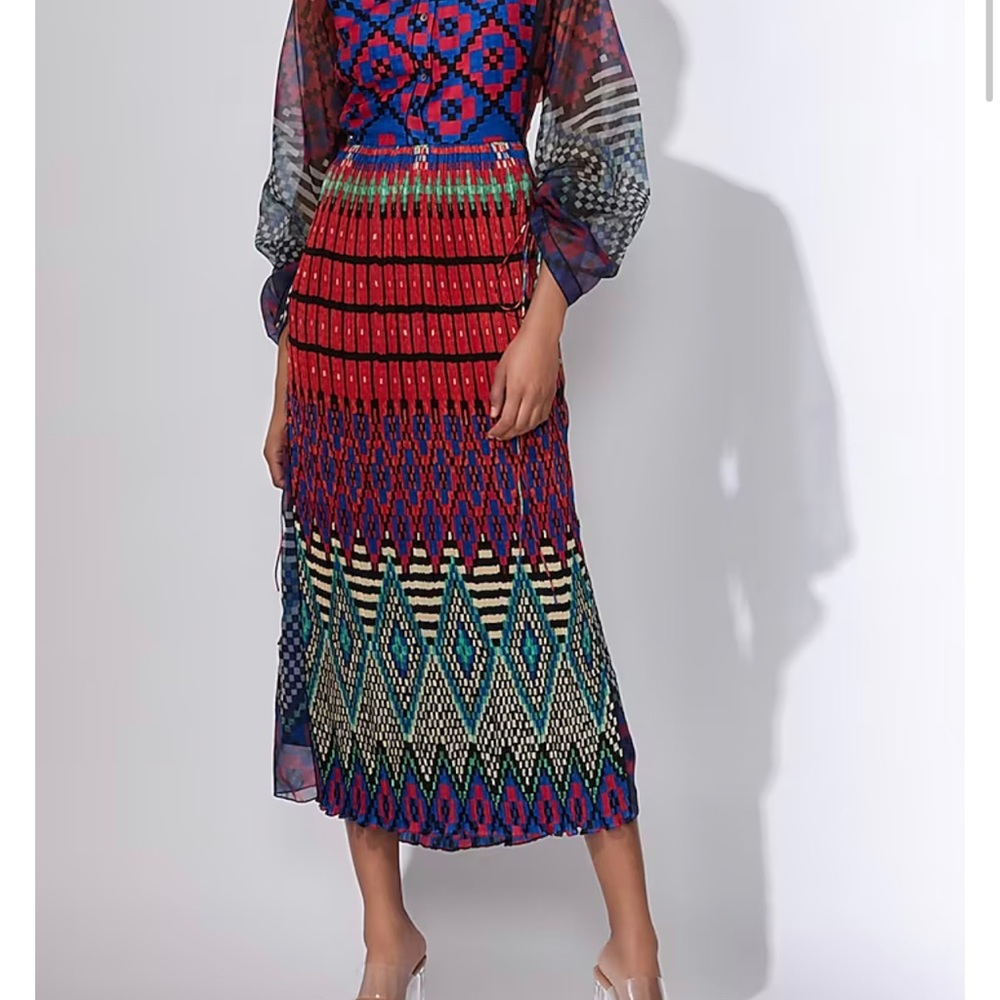 Multi-Colored Patterned Printed Dress With Fine Detai… - Gem